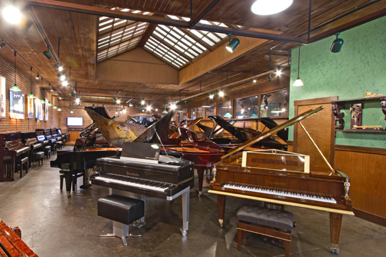 Piano Showroom Portland Oregon | Piano Store - Classic Pianos Portland ...
